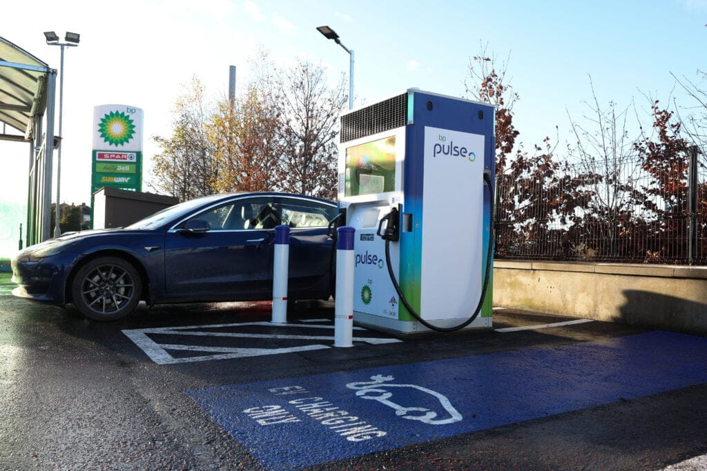 Henderson Group and bp pulse roll out a network of ultra-fast and rapid ...