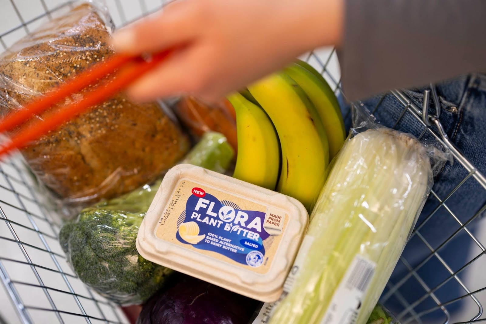 World-first plastic-free tub from Flora launches exclusively in ...
