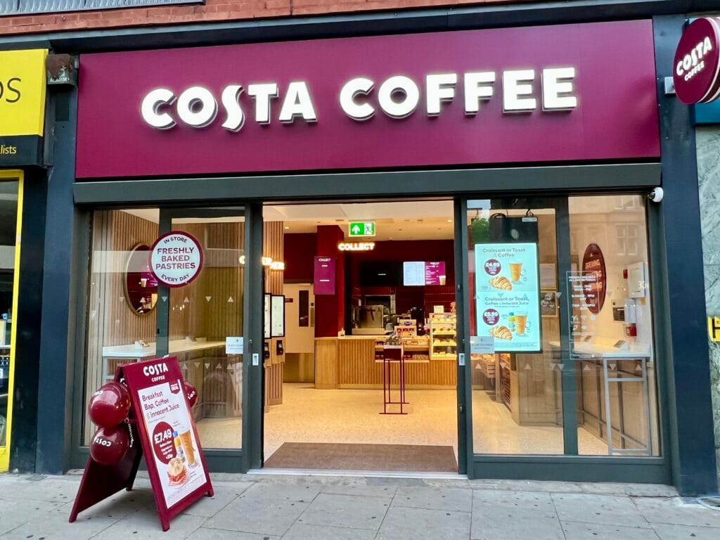 Costa Coffee brings a new takeaway store to the heart of Holborn