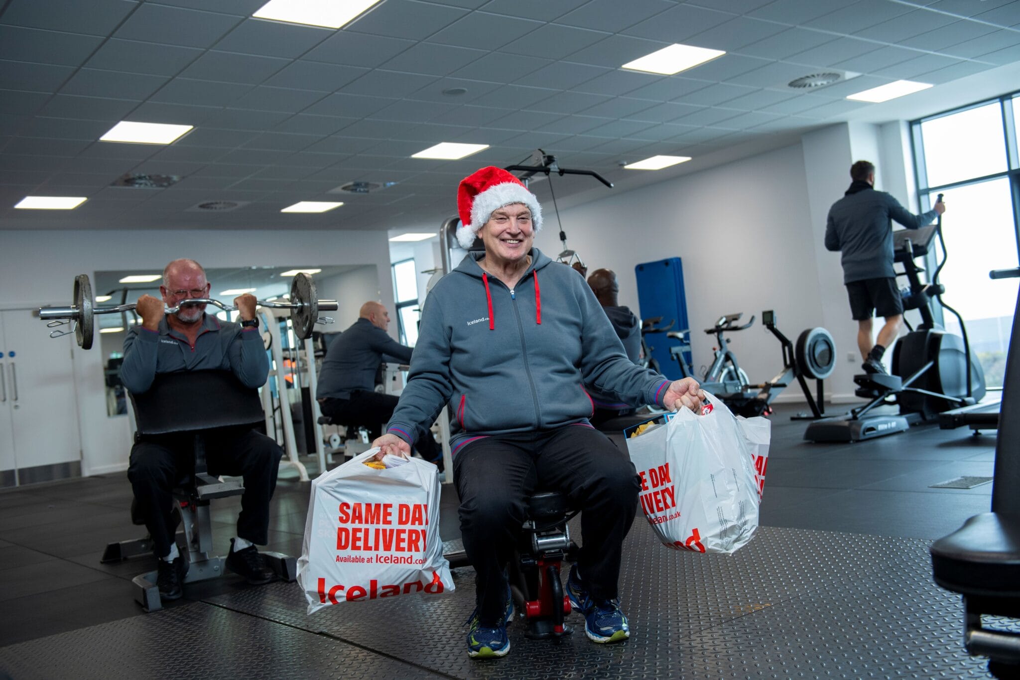 Thousands roles at Iceland - with delivery drivers training for ...