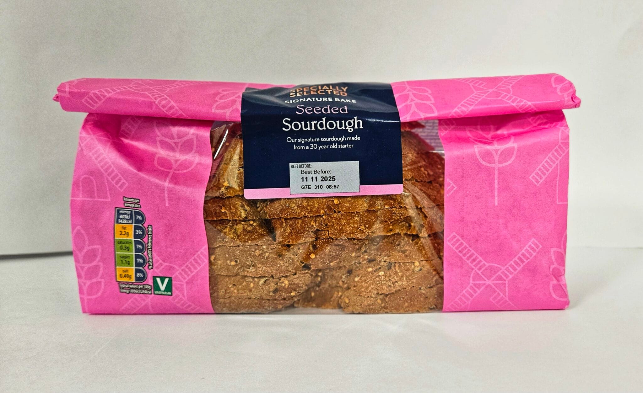 Aldi rises to the occasion with a bold new look for its specially ...